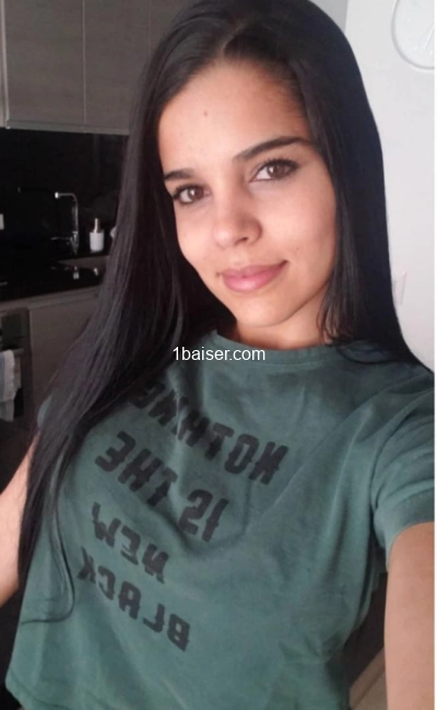 Prisca, Paris 18éme Arr de la Butte Montmartre